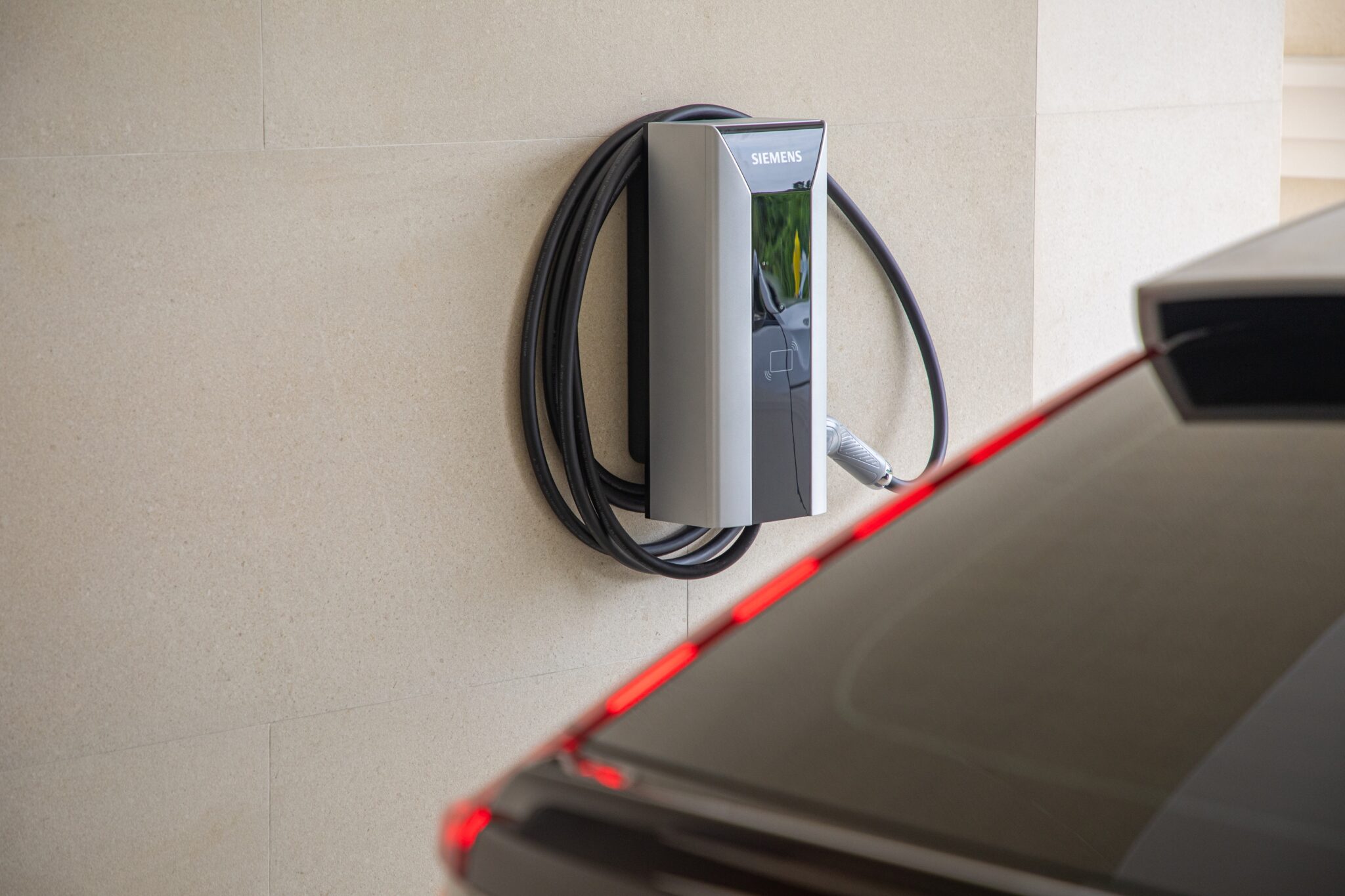 Siemens EV Charger VersiCharge Gen3 - B.Grimm Technologies